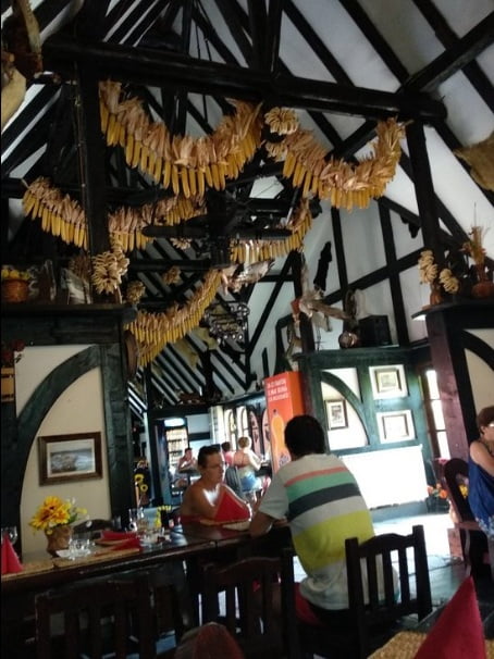 Restaurant Grota Miresei - Slănic - Ghidul HoReCa