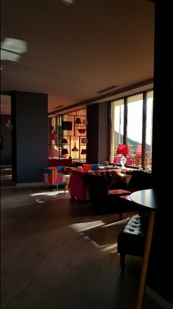 SkyFall Rooftop - Piatra Neamț - România - Ghidul HoReCa