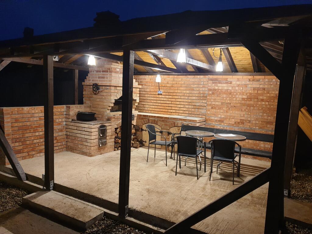 Casa din Vie - Apateu - Oradea - Ghidul HoReCa